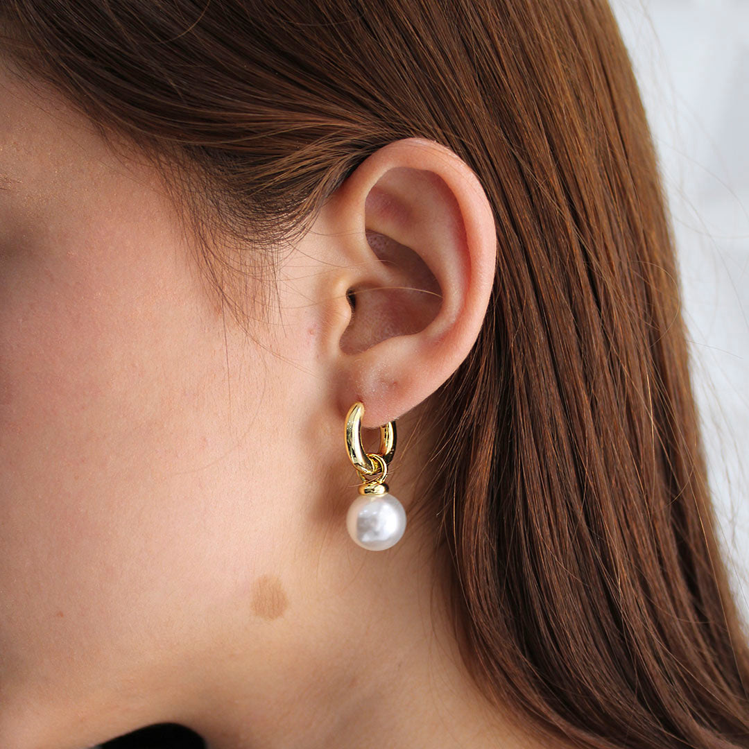 8 Looks con Hoops que Demuestran que Son el Básico más Chic e Infalibl ...